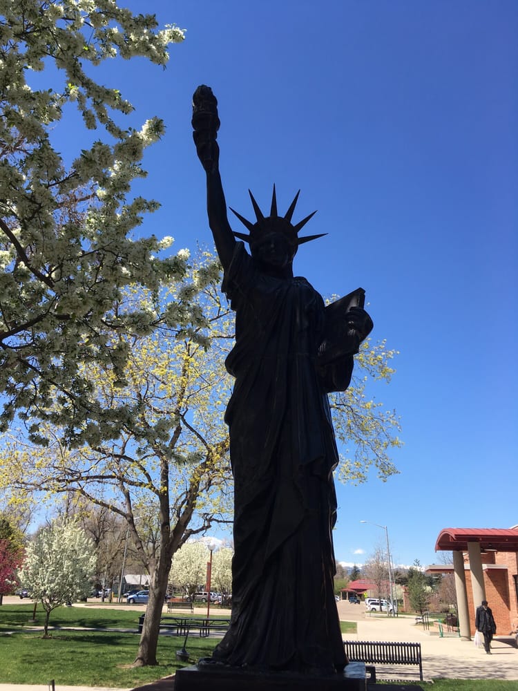 MINI STATUE OF LIBERTY REPLICA - LONGMONT - Updated September 2024 ...