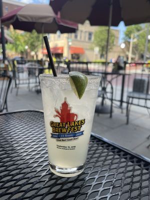 POOR PHIL’S SHELL BAR - Updated September 2025 - 222 Photos & 524 ...