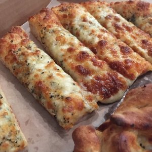 NITE TRAIN PIZZA - Updated December 2025 - 13 Photos & 32 Reviews - 515 ...