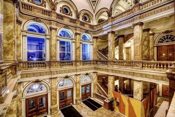 MILWAUKEE PUBLIC LIBRARY - Updated October 2025 - 140 Photos & 33 ...