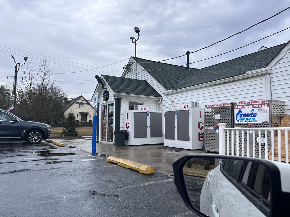 CHESTNUT RIDGE FARM MARKE - Updated September 2025 - 12121 Greenspring ...