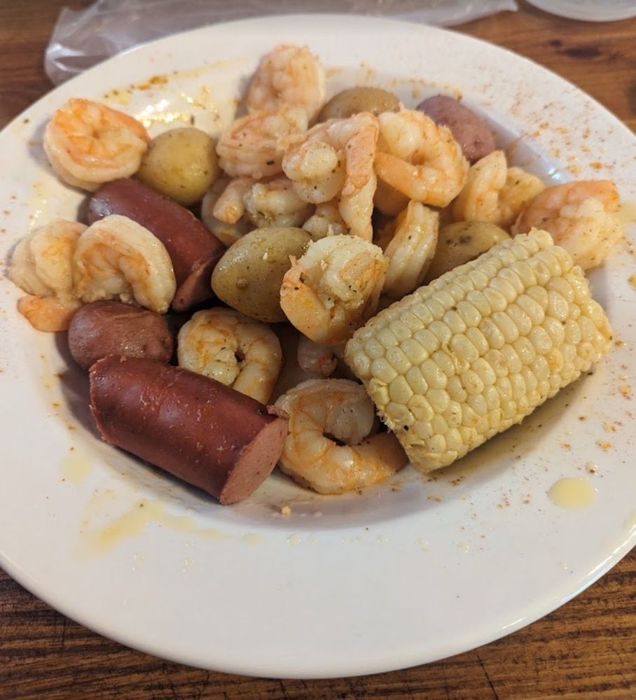 ROOSTERS BARN - Updated December 2025 - 6908 Hwy 280, Ellabell, Georgia ...