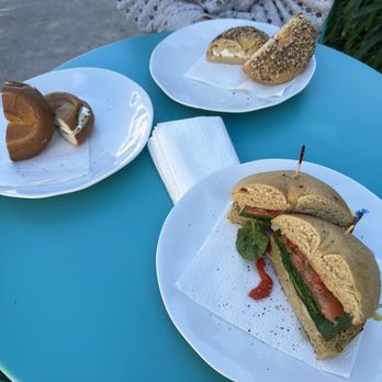 BAGELICIOUS CAFÉ - 369 Photos & 295 Reviews - 2713 E Main St, Ventura ...