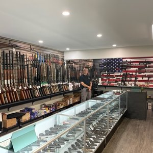 SHOOTER’S CHOICE - Updated January 2026 - 33 Reviews - 5105 N Dupont ...