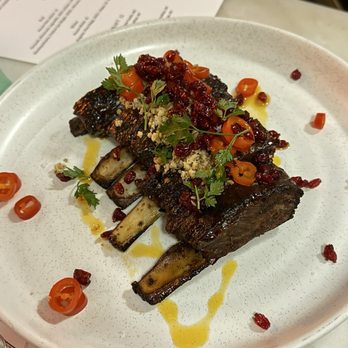 EYVAL - Updated March 2025 - 741 Photos & 185 Reviews - 25 Bogart St ...