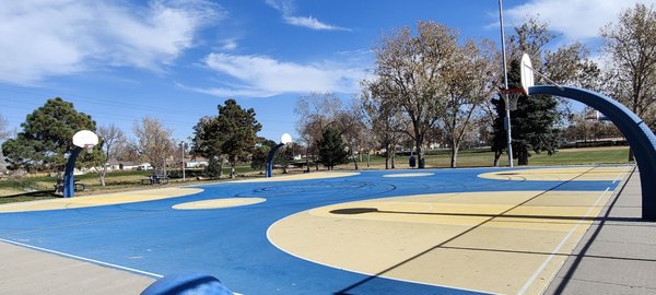 FAIRFAX PARK - Updated December 2025 - 12 Photos - 6850 Fairfax Dr ...