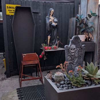 EVIL COOKS - Updated October 2025 - 430 Photos & 187 Reviews - 3333 N ...