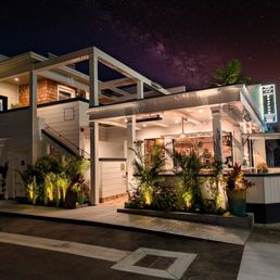 BEACHLIFE GROTTO - Updated October 2025 - 163 Photos & 124 Reviews ...