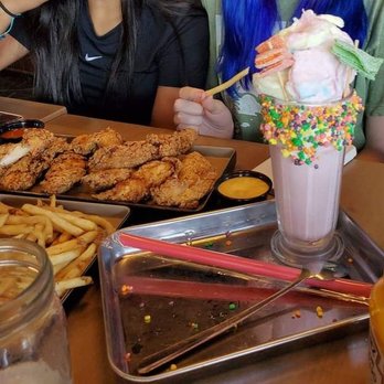 CLUCK -N- MOOH - Updated August 2024 - 128 Photos & 156 Reviews - 3894 ...