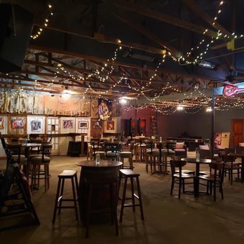 HIGH FIVE DIVE BAR - Updated July 2024 - 10 Photos & 12 Reviews - 131 ...