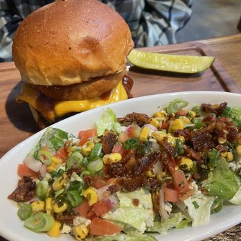 FINNEY’S CRAFTHOUSE - LAGUNA BEACH - Updated November 2024 - 336 Photos ...