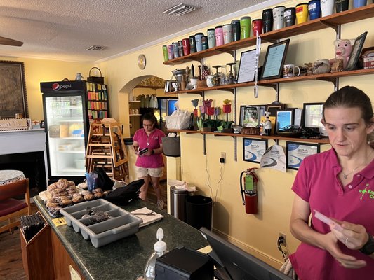 EAST SHORE CAFE - Updated January 2026 - 256 Photos & 214 Reviews ...