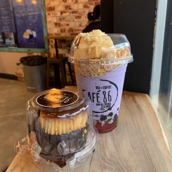 CAFE 86 - Updated June 2024 - 355 Photos & 153 Reviews - 738 Villa St ...