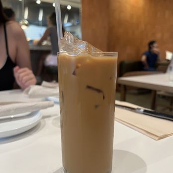 PAPERBOY EAST - Updated July 2025 - 2405 Photos & 1330 Reviews - 1203 E ...