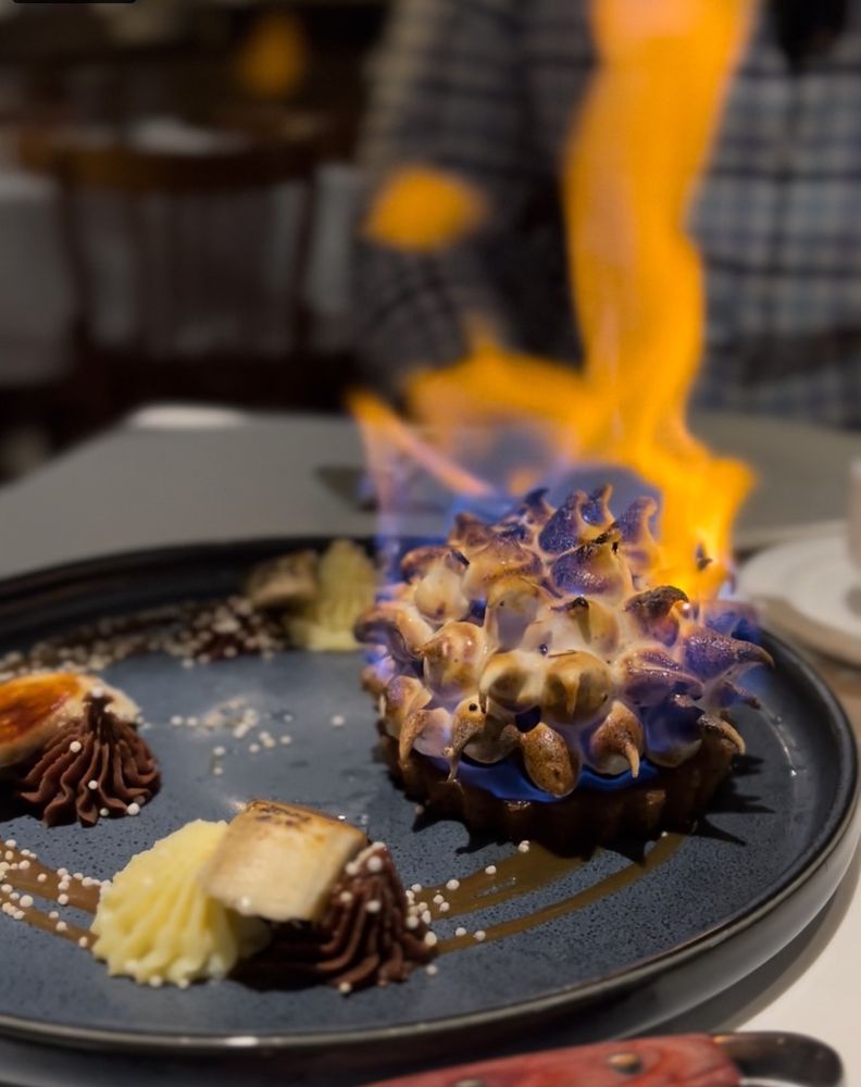 OBELIX - Updated July 2024 - 533 Photos & 171 Reviews - 700 N Sedgwick ...