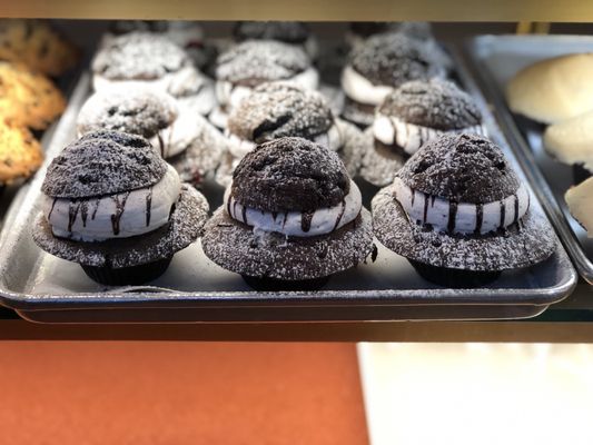 THE GINGERBREAD CONSTRUCTION - 76 Photos & 153 Reviews - Bakeries - 52 ...