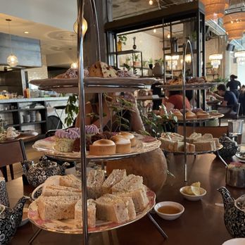 THE ALLIS - 1694 Photos & 824 Reviews - 113 - 125 N Green St, Chicago ...