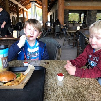 SAFARI CAFE AT FRESNO CHAFFEE ZOO - Updated January 2025 - 43 Photos ...