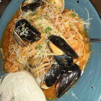 ALONZO’S OYSTER BAR - Updated November 2024 - 994 Photos & 904 Reviews ...