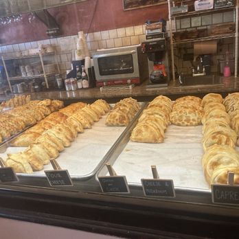 PANIZZA BISTRO - Updated October 2025 - 316 Photos & 208 Reviews - 1229 ...