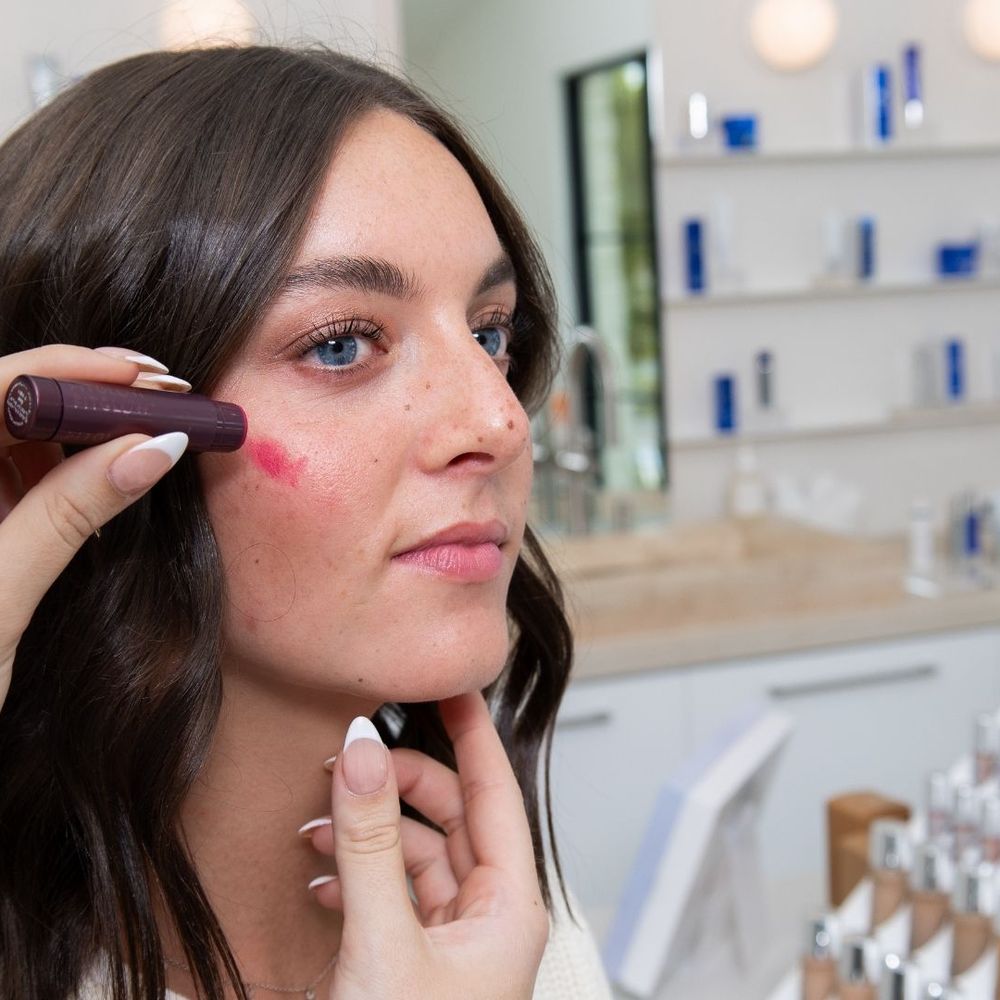 Arabella Davis's Instagram, Twitter & Facebook on IDCrawl