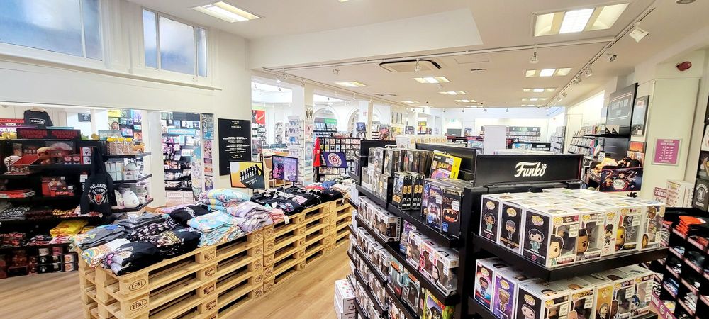 THE HMV SHOP - Updated August 2024 - 555 Bath, Bath, United Kingdom ...