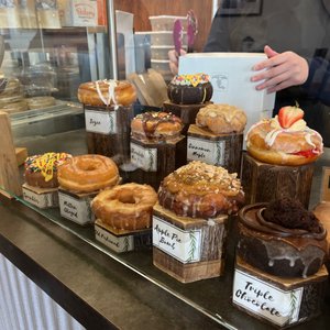 MITTEN RAISED - 103 Photos & 61 Reviews - 1331 E Grand River Ave, East ...