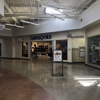 TANGER OUTLETS COOKSTOWN - Updated December 2025 - 94 Photos & 41 ...