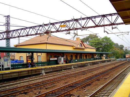 PORT CHESTER TRAIN STATION - Updated May 2024 - 3 Broad St, Port ...