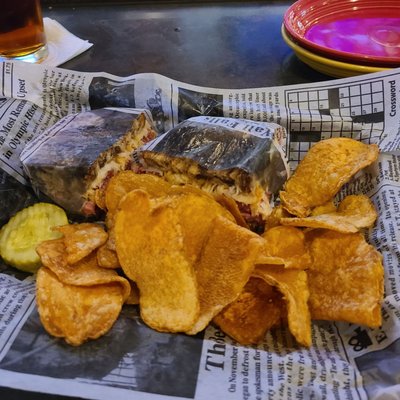 IRISH ROVER STATION HOUSE - Updated June 2024 - 99 Photos & 142 Reviews ...