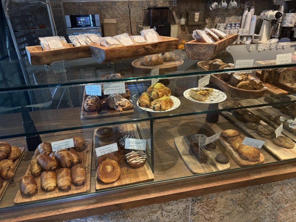 MAMAN - Updated September 2025 - 237 Photos & 69 Reviews - 473 S ...