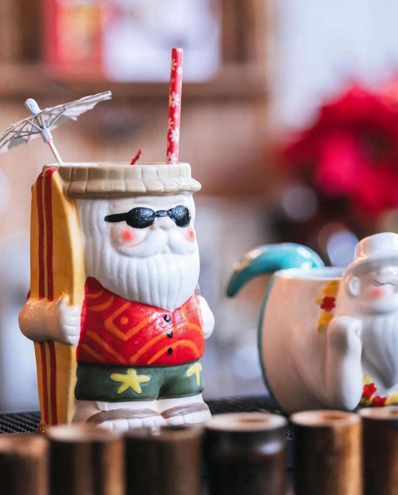 SIPPIN SANTA - Updated December 2025 - 65 Photos - 137 7th St ...