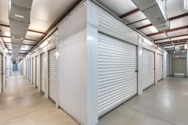 ADVANTAGE STORAGE - Updated December 2025 - 34 Photos & 10 Reviews ...