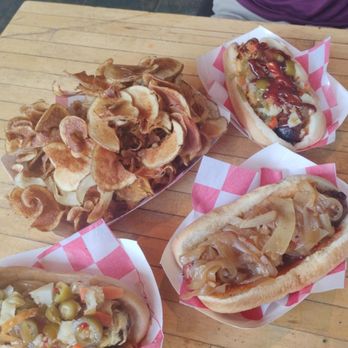 CHICAGO’S DOG HOUSE - Updated December 2025 - 574 Photos & 635 Reviews ...