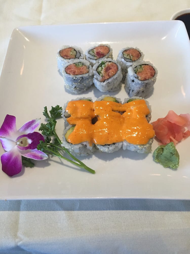 Spicy tuna roll and. Spicy scallop roll! - Yelp