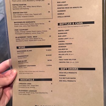 LUCKY STRIKE BELLEVUE - Updated July 2025 - 274 Photos & 599 Reviews ...