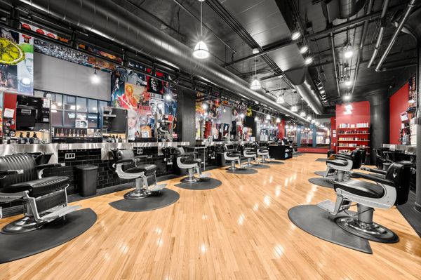 FLOYD’S 99 BARBERSHOP - NORTH LOOP - Updated September 2025 - 59 Photos ...