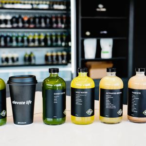 AVVIO - Updated July 2025 - 167 Photos & 167 Reviews - 4358 N Elston ...