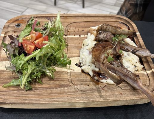 THE ARIA - Updated March 2025 - 10 Photos - 5353 Dixie Hwy, Fairfield ...