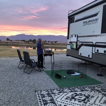 COACHELLA LAKES RV RESORT - Updated October 2025 - 209 Photos & 41 ...