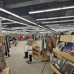 RECLECTIC - Updated October 2025 - 15 Photos & 13 Reviews - 1455 ...