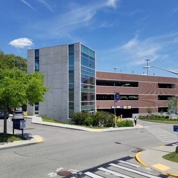 PROVIDENCE VA MEDICAL CENTER - Updated December 2025 - 32 Photos & 18 ...