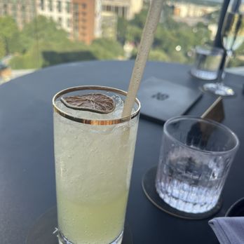 TENFOLD ROOFTOP - Updated November 2025 - 209 Photos & 103 Reviews ...