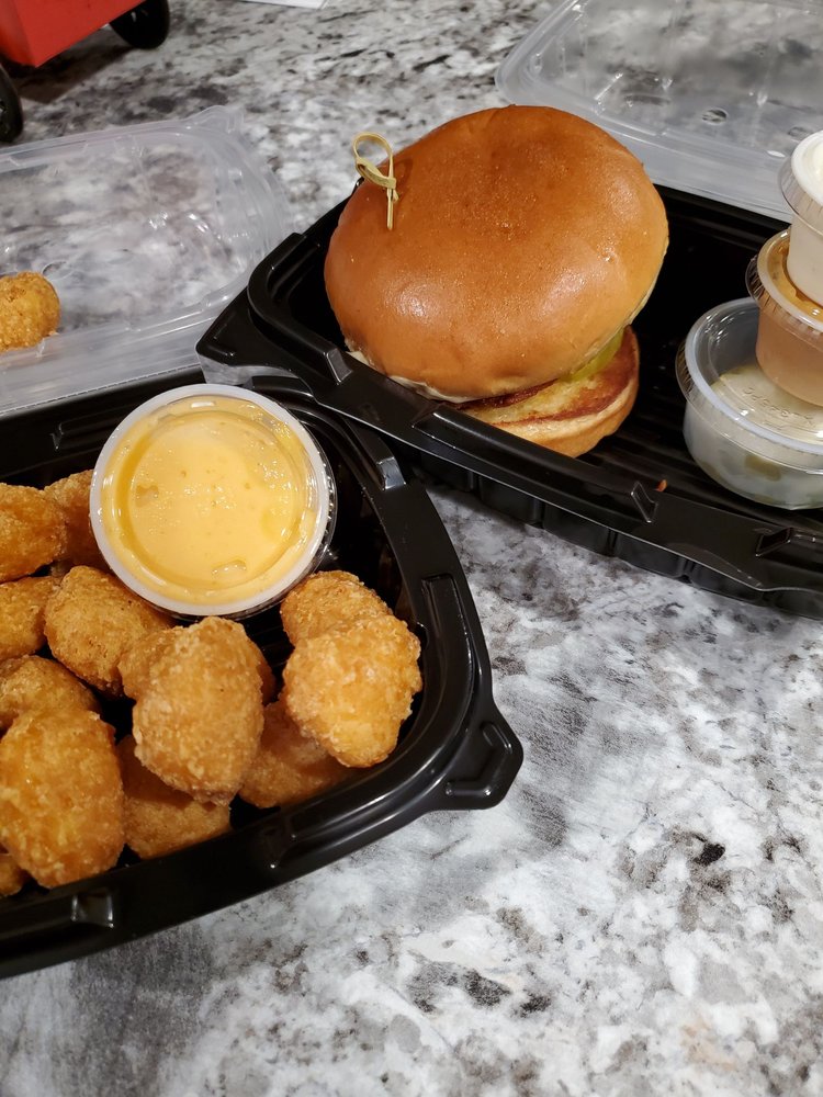 CHUCK’S HOT CHICKEN - 102 Photos & 75 Reviews - 11648 Dorsett Rd ...