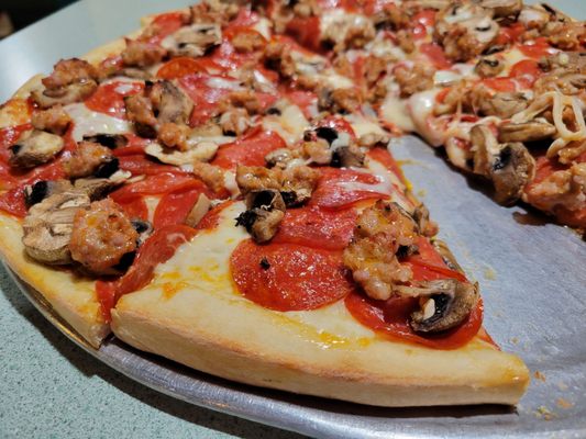 D’CAESARO PIZZA & ITALIAN RESTAURANT - Updated January 2026 - 325 ...