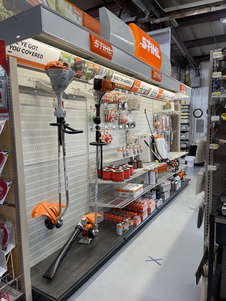 AZTEC HARDWARE - Updated May 2026 - 20 Photos - 636 NE Aztec Blvd ...