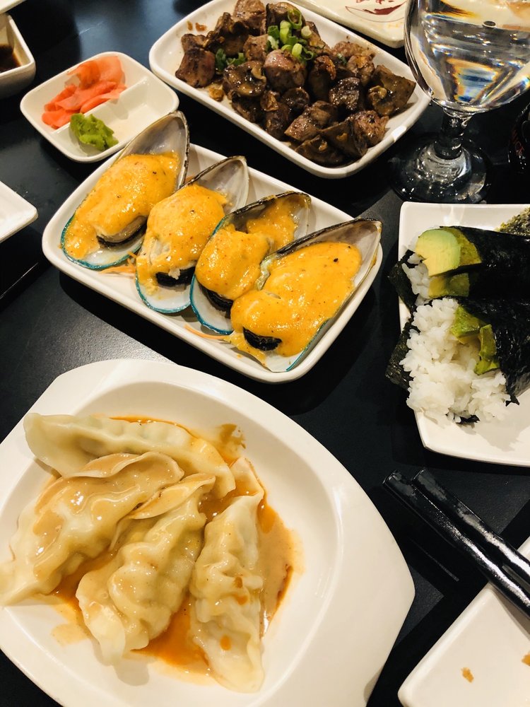 KANDA SUSHI BAR - 73 Photos & 45 Reviews - 7373 Blvd Décarie, Montréal ...