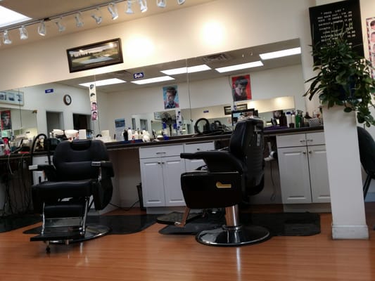 ROLLINS AVE BARBER SHOP - Updated December 2025 - 10 Photos & 67 ...
