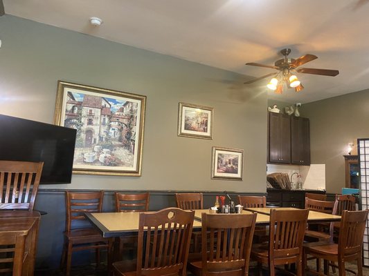 THE HOWLING ROOSTER - Updated January 2026 - 497 Photos & 386 Reviews ...