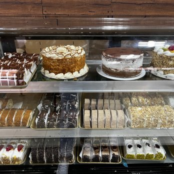 YASMEEN BAKERY - Updated December 2025 - 37 Photos - 1448 Wyandotte ...